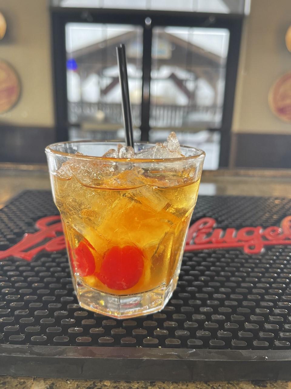 Specialty Cocktails | Chatters Restaurant and Bar